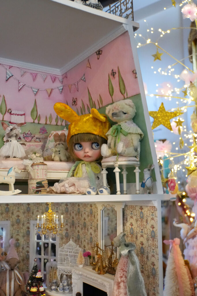 A Very Fanciful Merry Christmas to You - A Fanciful Twist